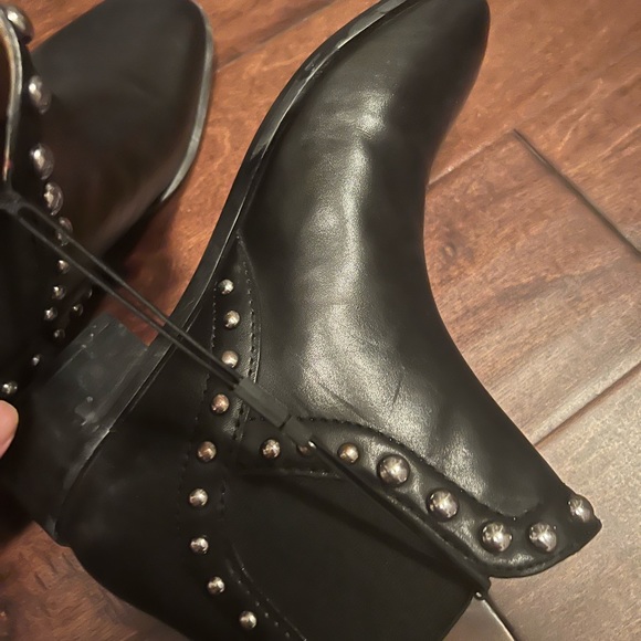 Zara | Shoes | Zara Nwt Black Leather Studded Chelsea Boot | Poshmark